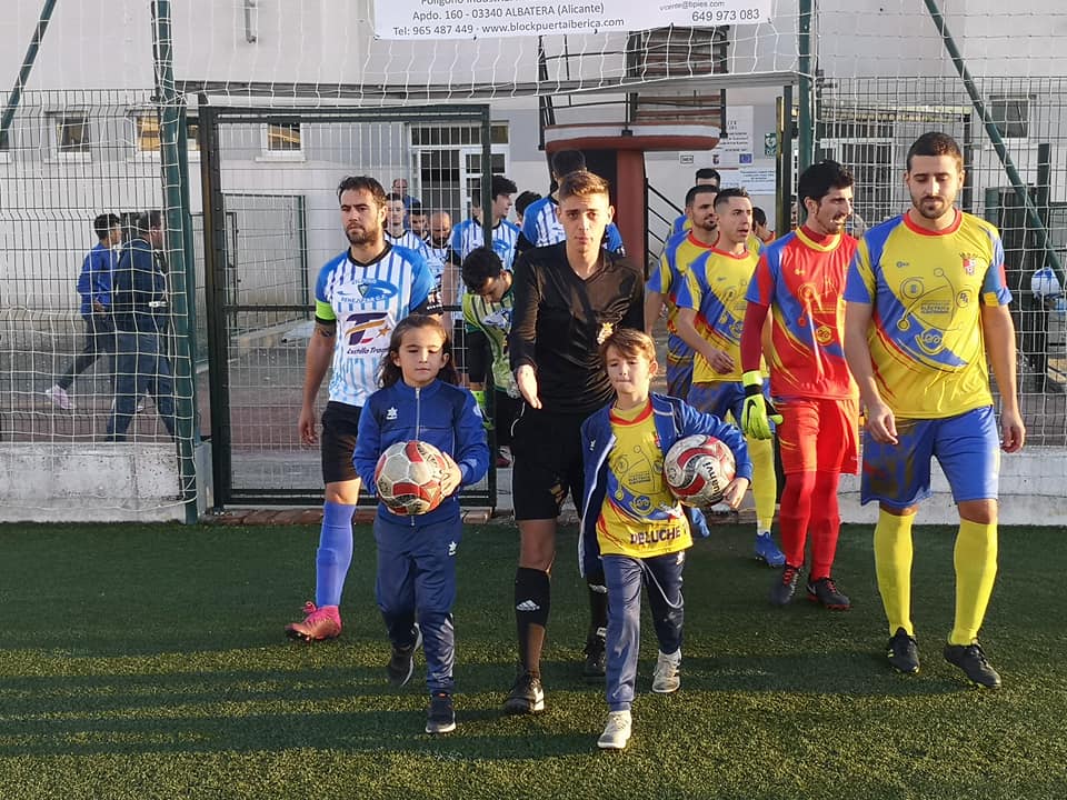 EL CF ALBATERA SPORTING VUELVE A GOLEAR EN EL NUEVO CALVARIO - PELUCHE TV